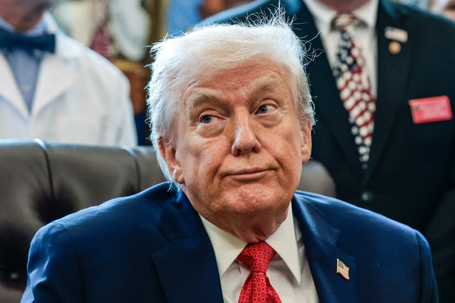FT: Trump sofre para superar crise de custo de vida dos EUA | Mundo ...
