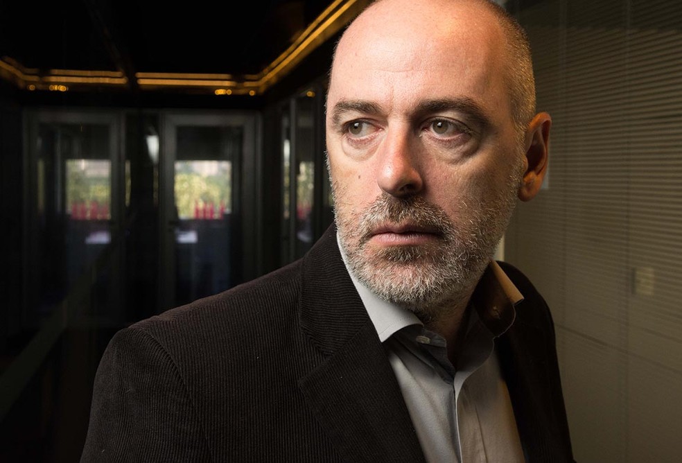 CVM suspende oferta de análise de Marcos Elias, que vai brigar na ...