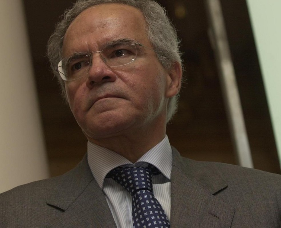 Juiz determina penhora de ações que Tanure possui na TIM | Empresas ...