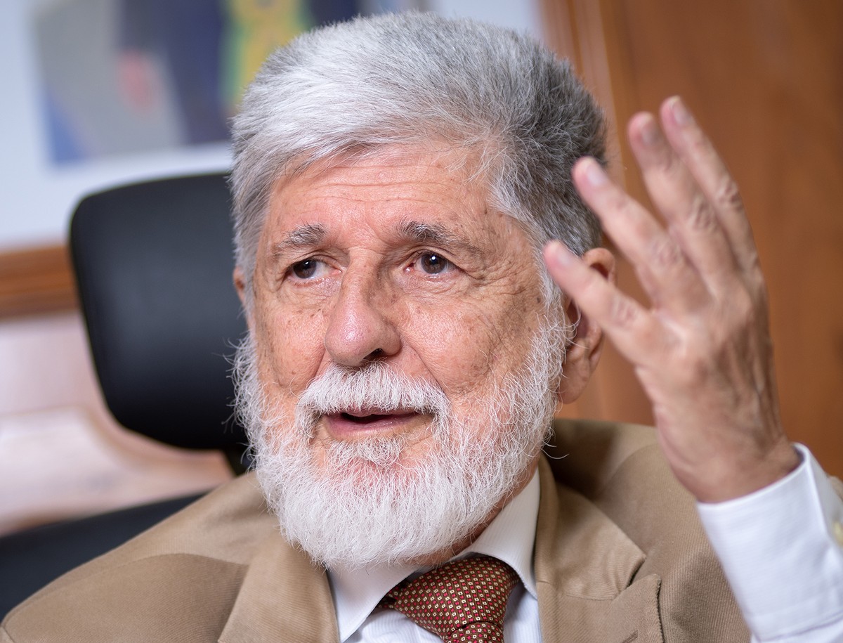 Mudanças só acontecem quando há crises, diz Celso Amorim | Brasil ...