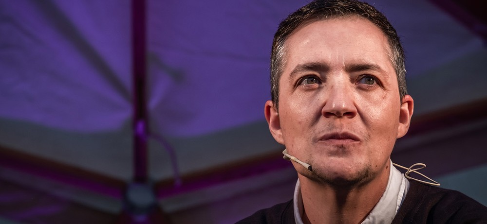 Paul Preciado ataca alicerces da psicanálise à luz de sua transição de ...