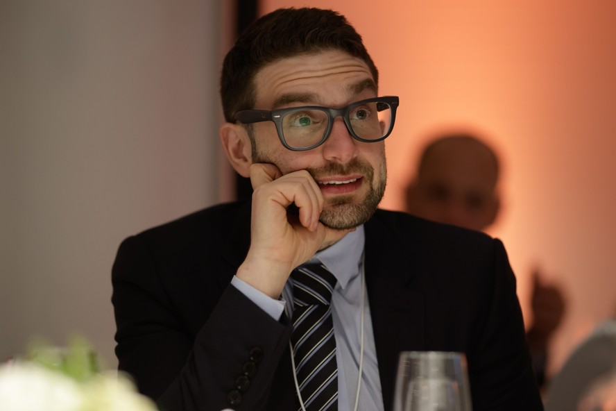 Quem é Alex Soros, sucessor de George Soros, e qual a relação dele com ...
