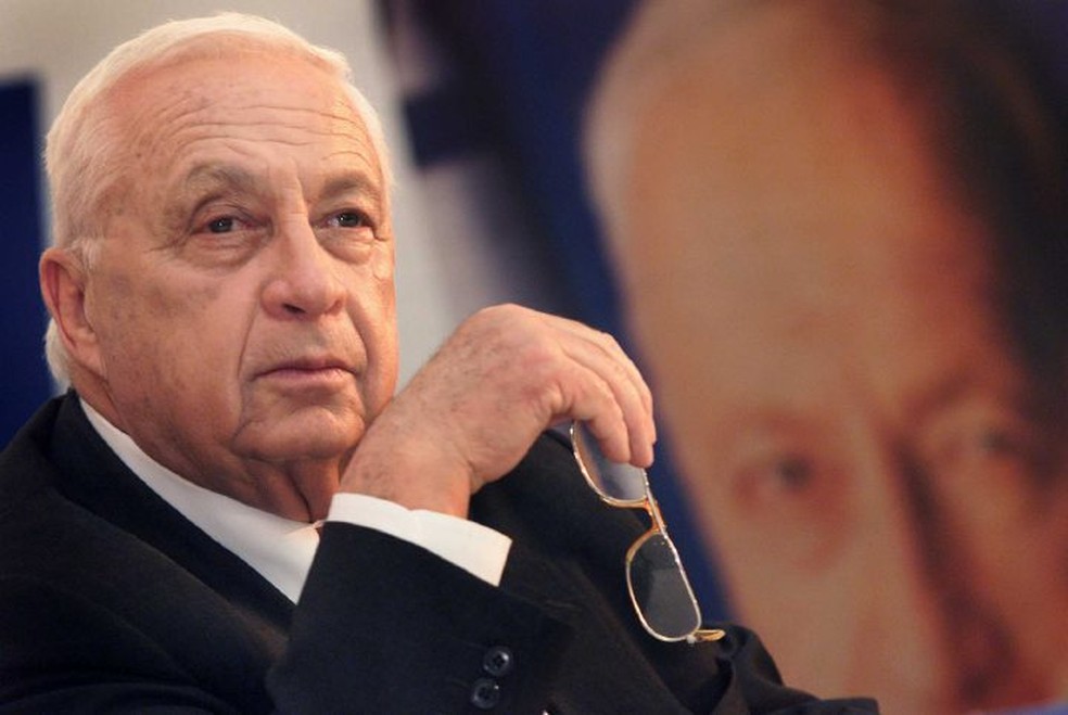 Ex-premiê israelense, Ariel Sharon morre após 8 anos em coma | Mundo ...