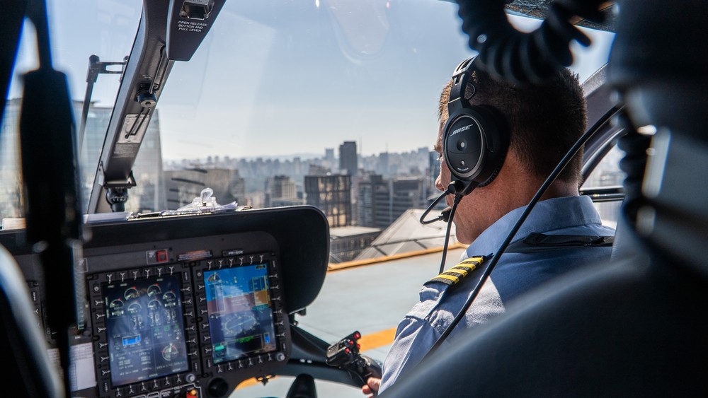 Revo oferece voos de helicóptero com os maiores níveis de segurança do ...