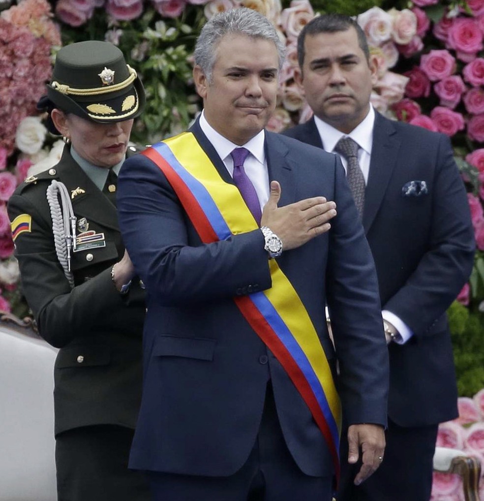 Duque assume na Colômbia com lista extensa de desafios | Mundo | Valor ...