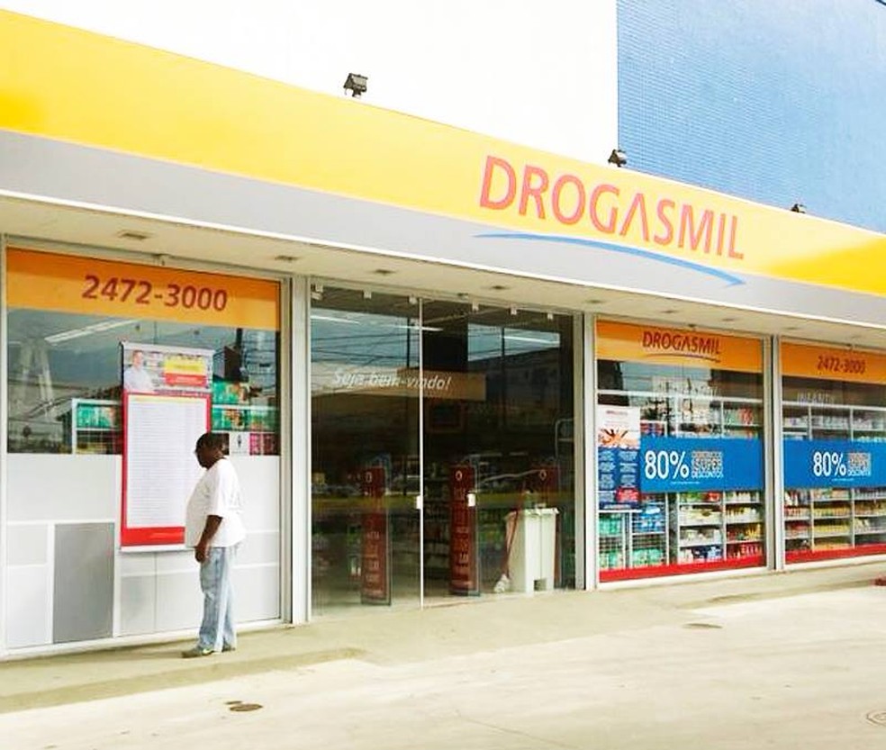 Estreante na bolsa, rede de farmácias D1000 tem prejuízo 186% maior ...