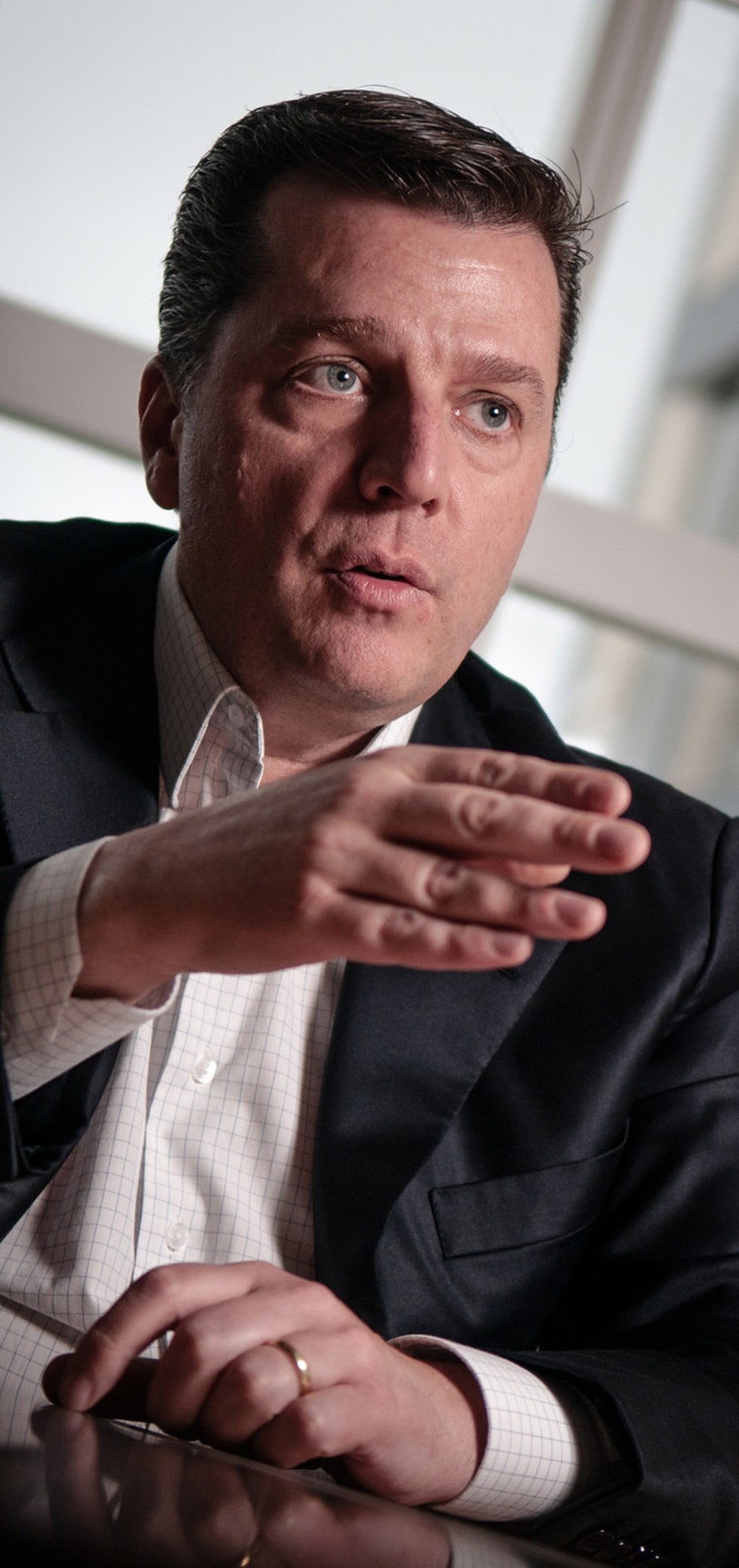 Entrada de dólar com safra atenua pressão sobre moeda, diz Azimut ...