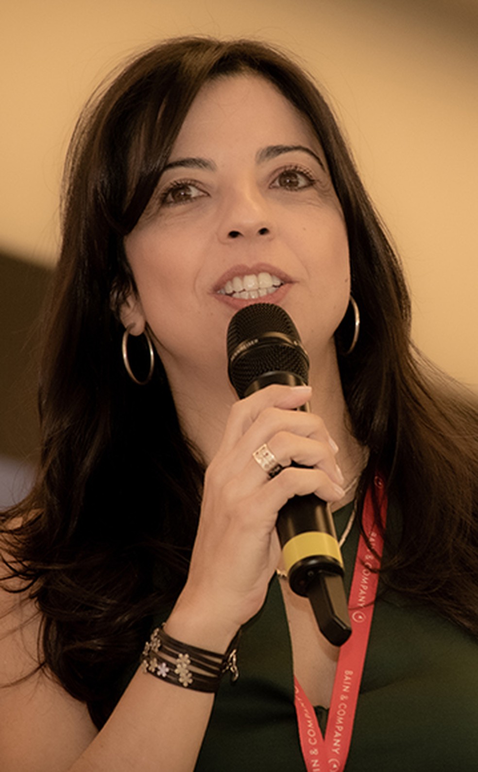 ‘A escrita é maneira de dar sentido ao que vivemos’ | Empresas | Valor ...