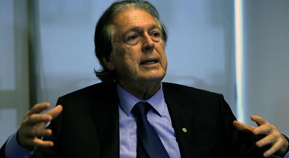 União ensaia “voo solo” de Bivar e enfraquece aliança da 3ª via ...