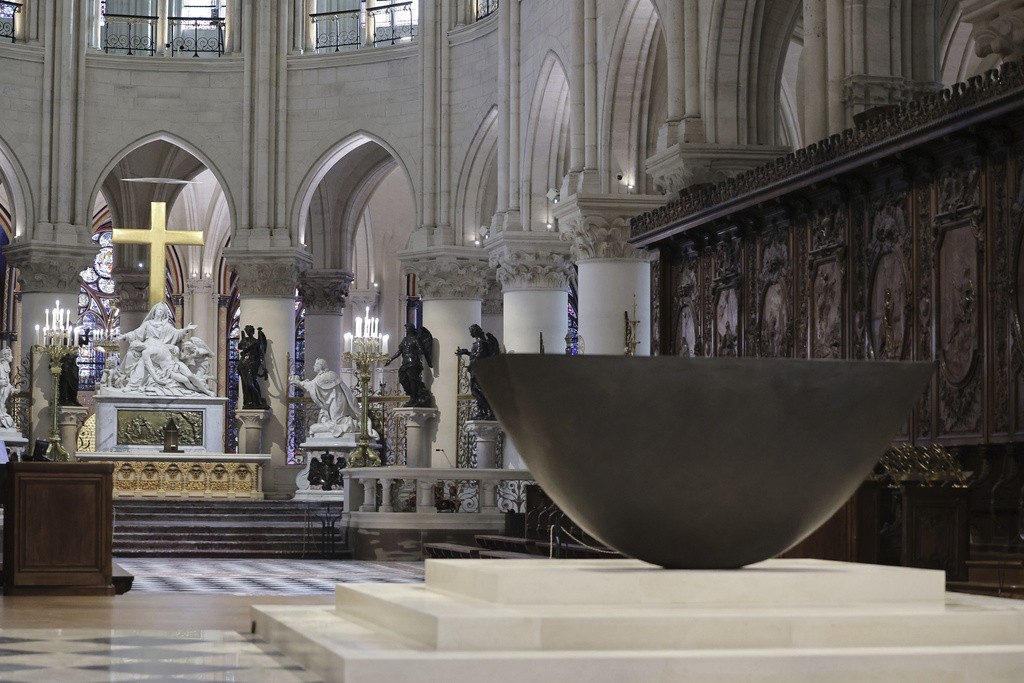 Notre-Dame reabre suas portas ao público e recebe Macron e outros ...