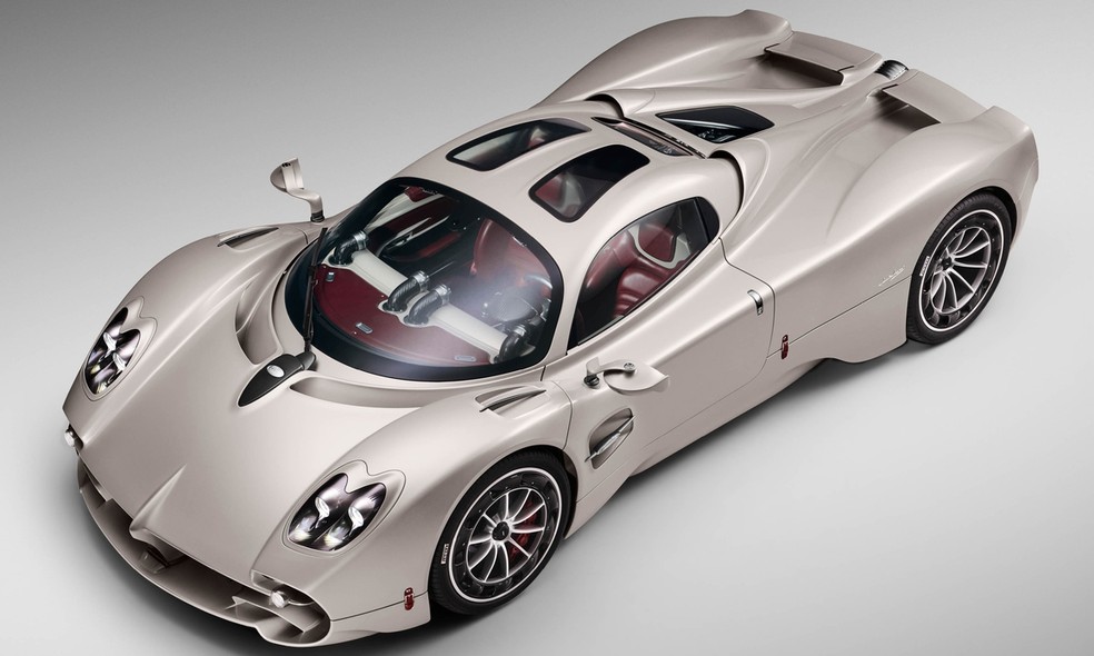 Novo Pagani Utopia tem 860 cv e acelera como F1 | Empresas | Valor ...