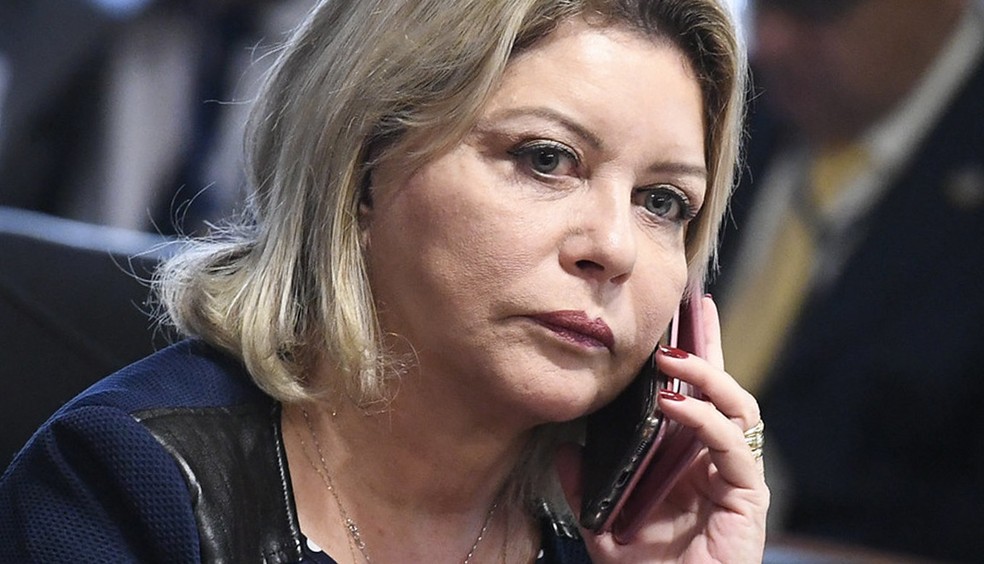 Senadora cassada recebe solidariedade de colegas | Política | Valor ...