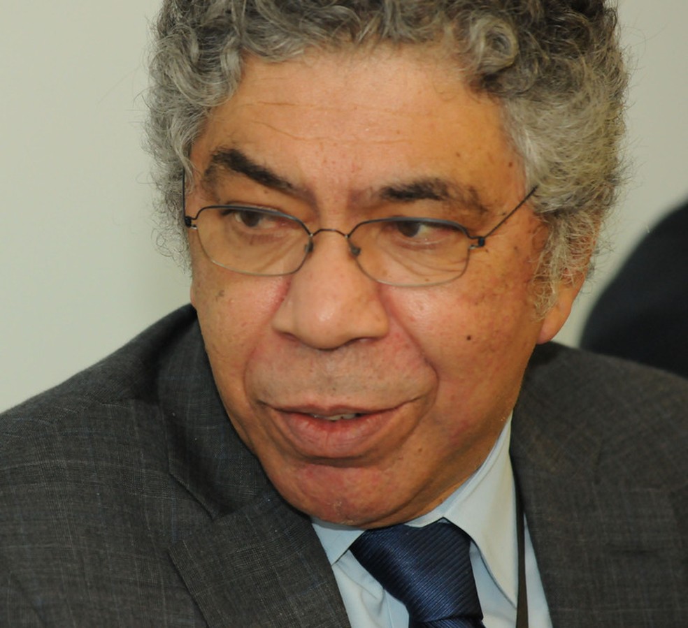 Ajuste fiscal crível e produtividade devem ser prioridades, diz Canuto ...