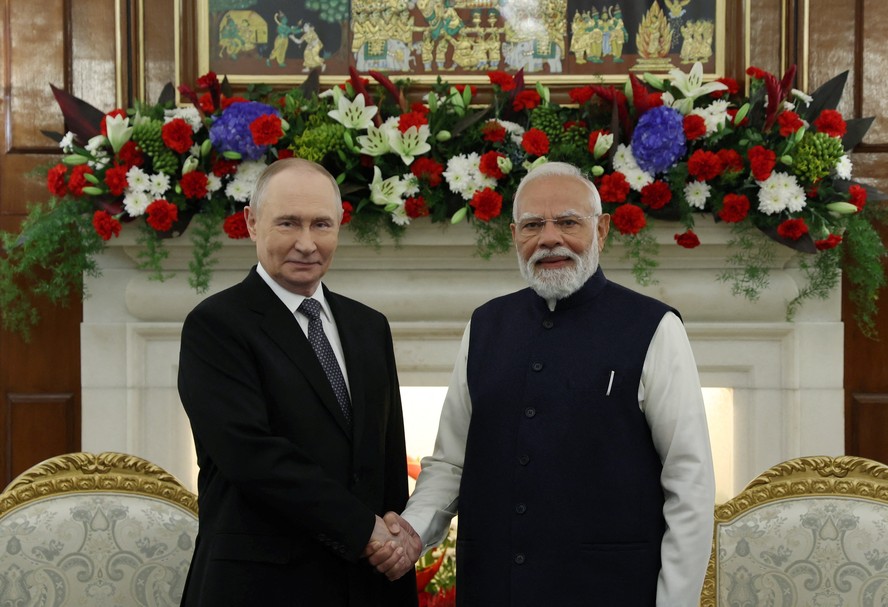 Putin e Modi reforçam cooperação em meio à pressão de Trump | Mundo ...