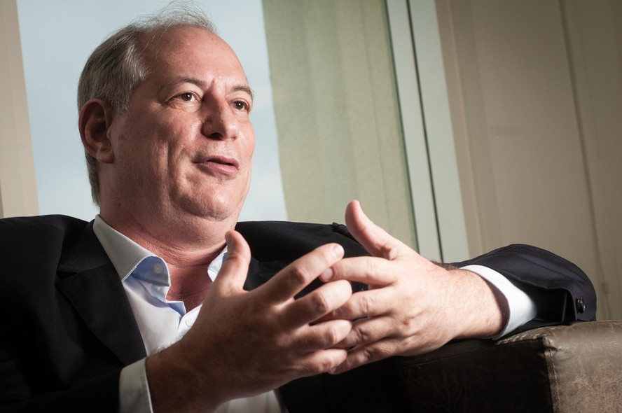 Ciro Gomes pede registro de candidatura no TSE e declara patrimônio de ...
