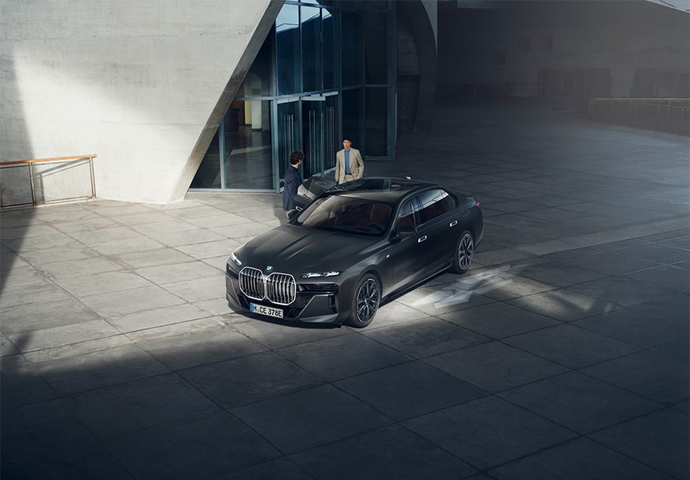 BMW i7 leva o luxo e a tecnologia da mobilidade a um patamar superior ...