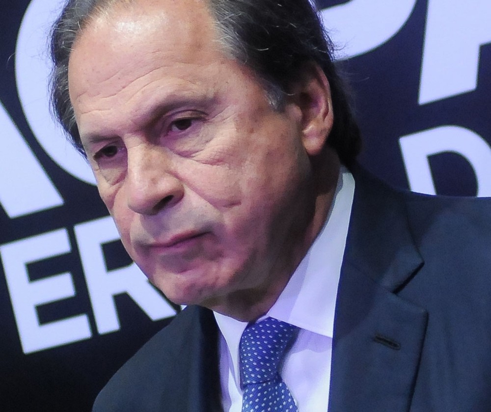 Prioridade da CSN é estancar expansão da dívida financeira | Empresas ...