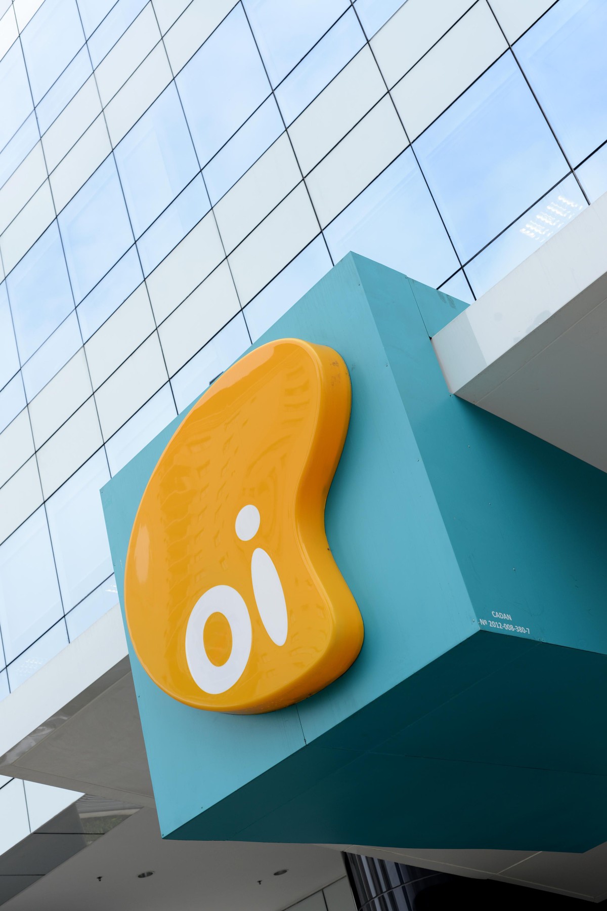 Oi vende UPI Data Center à Titan por R$ 325 milhões | Empresas | Valor ...