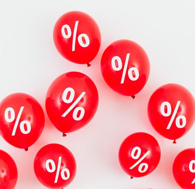 Juros futuros sobem com IOF e saída de capital no radar | Finanças ...