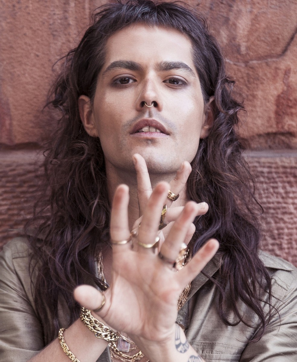 Arrojado e solar, Catto expõe lado teatral | Eu & | Valor Econômico