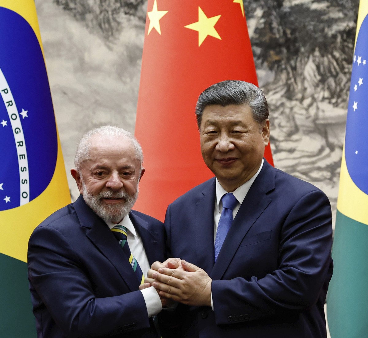 Brasil pode ser vencedor da briga entre China e EUA | Summit Brazil USA ...