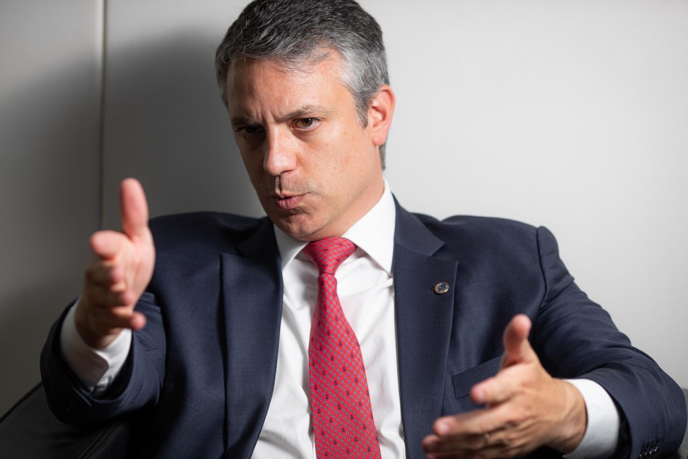 Somente operações em dinheiro ou cheque estarão fora do split payment ...