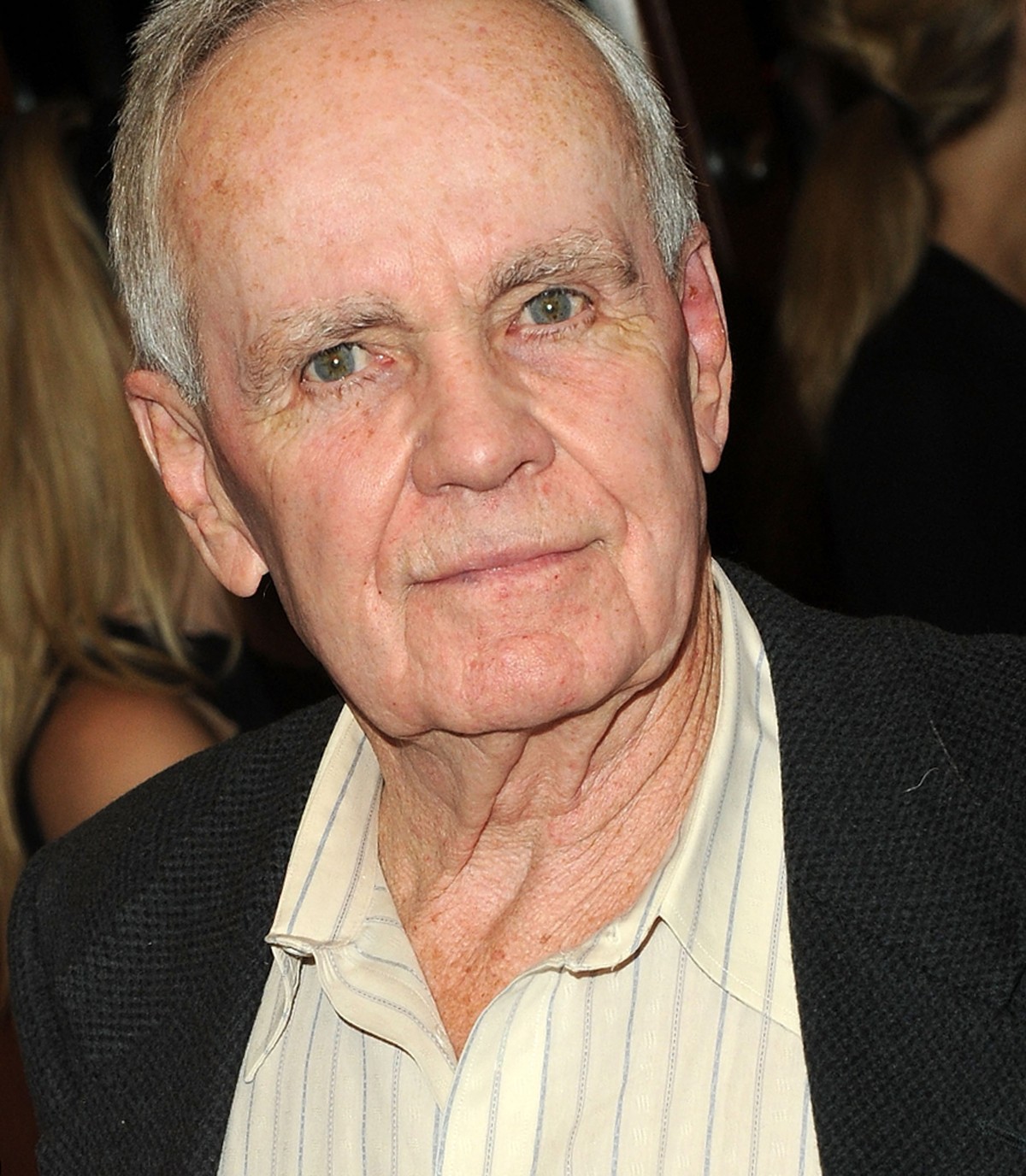 Escritor virou especialista em física e levou 16 anos para concluir ...