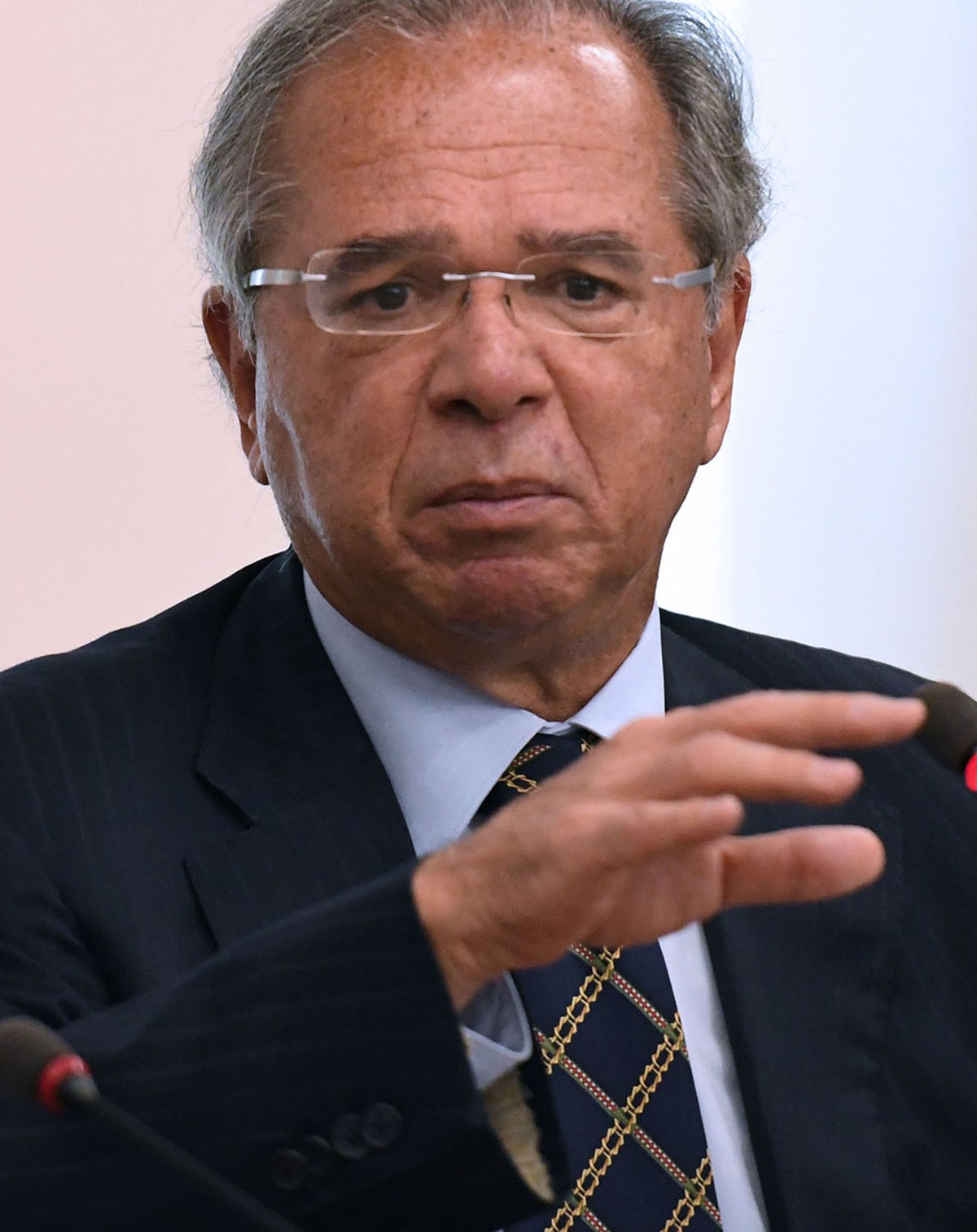 Combate à pandemia custou R$ 599,5 bi até agora, diz Guedes | Brasil ...