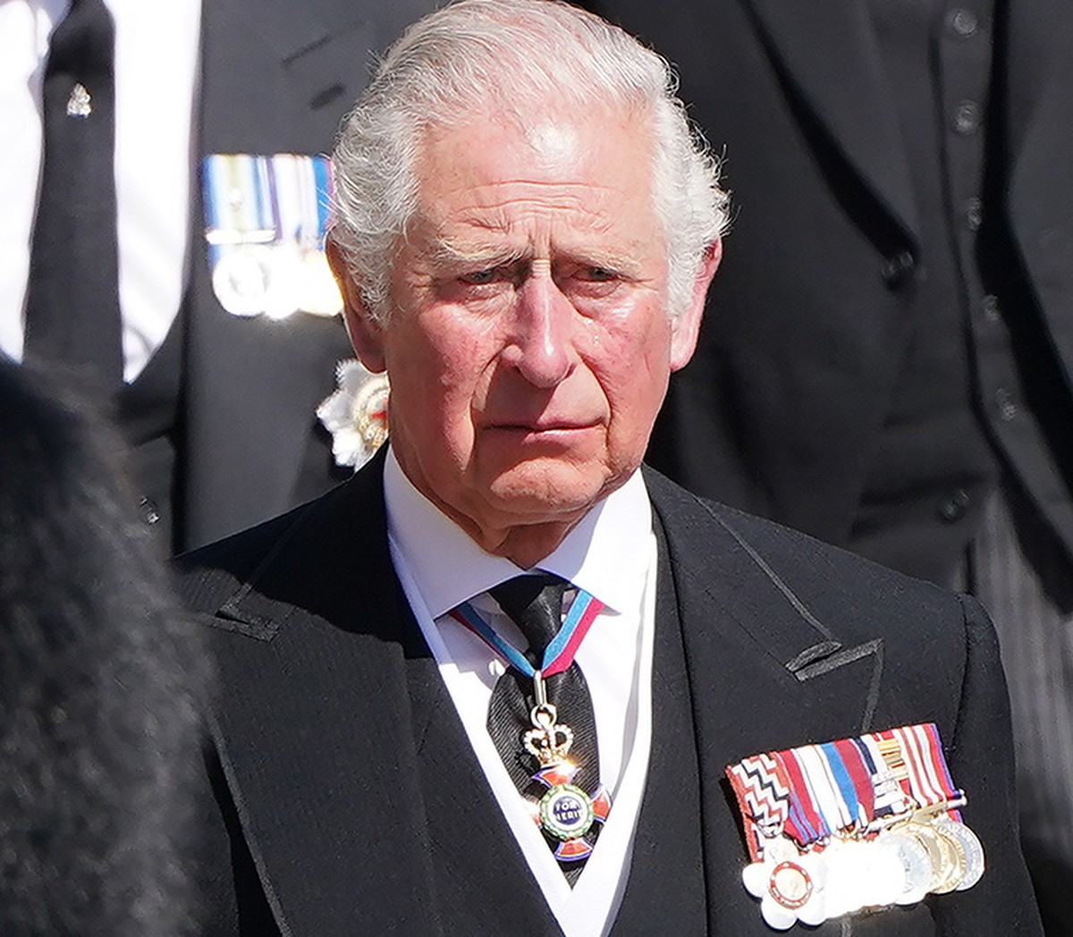 Charles III herda da mãe a coroa e um enorme desafio | Mundo | Valor ...