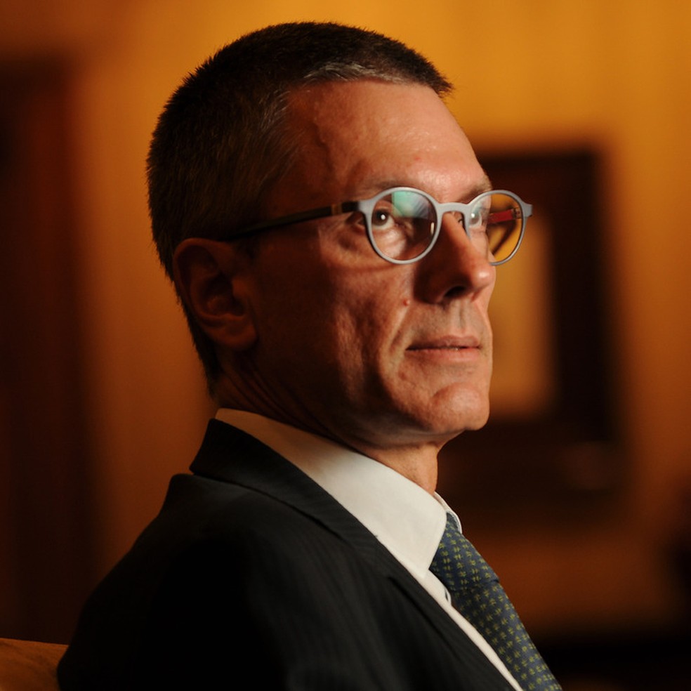 Kawall vê crescimento mais forte, com inflação controlada e juro ...