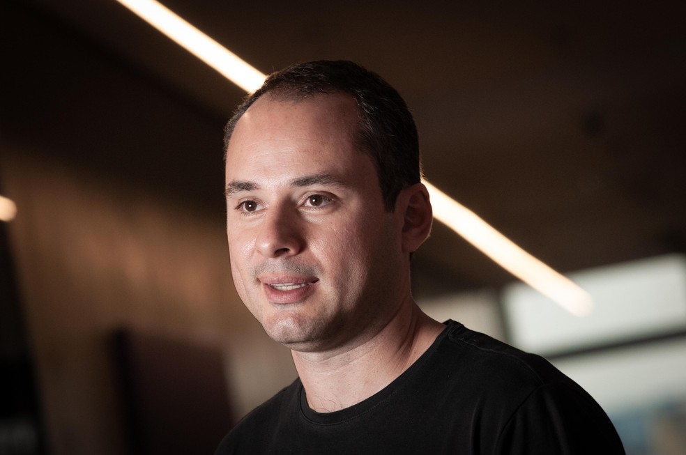 XP Inc. amplia lucro no trimestre, mas sente queda na captação ...