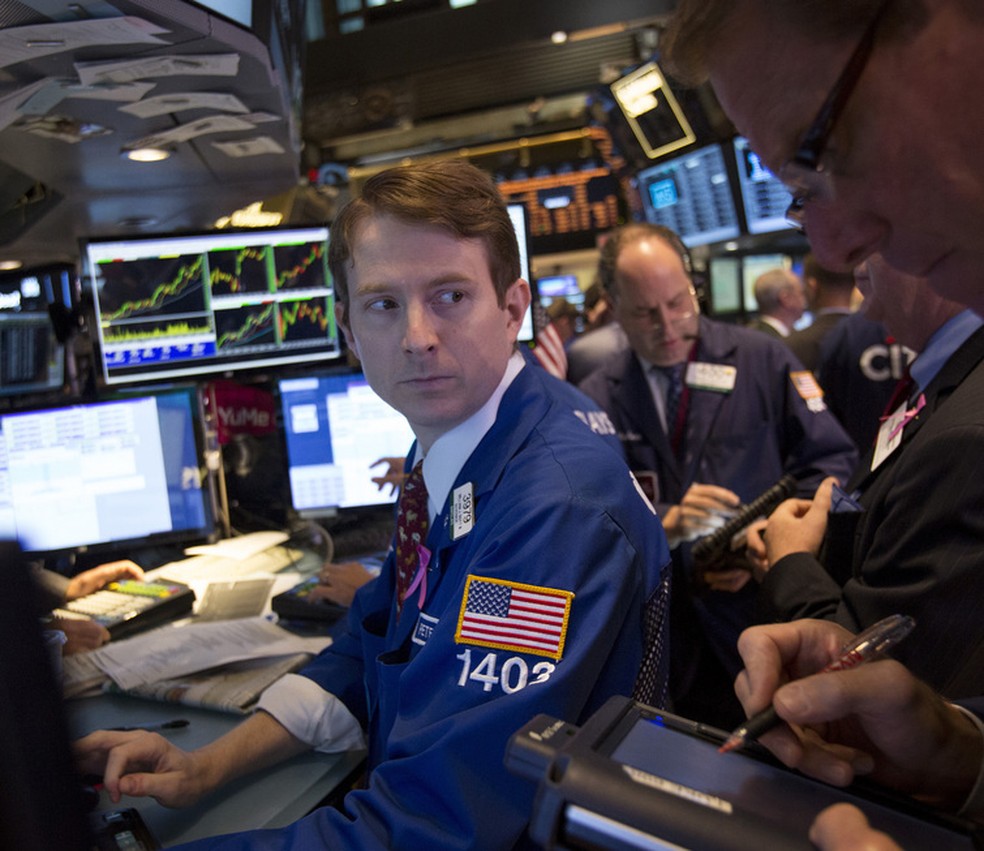 Bolsas de Nova York operam em leve alta à espera de dados de inflação ...