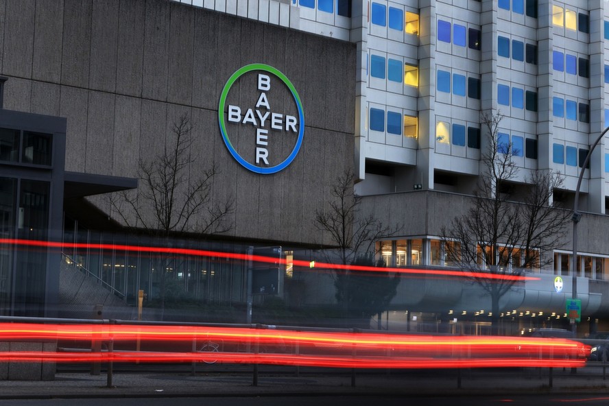 Bayer reluta a repartir as divisões da companhia apesar da pressão dos ...