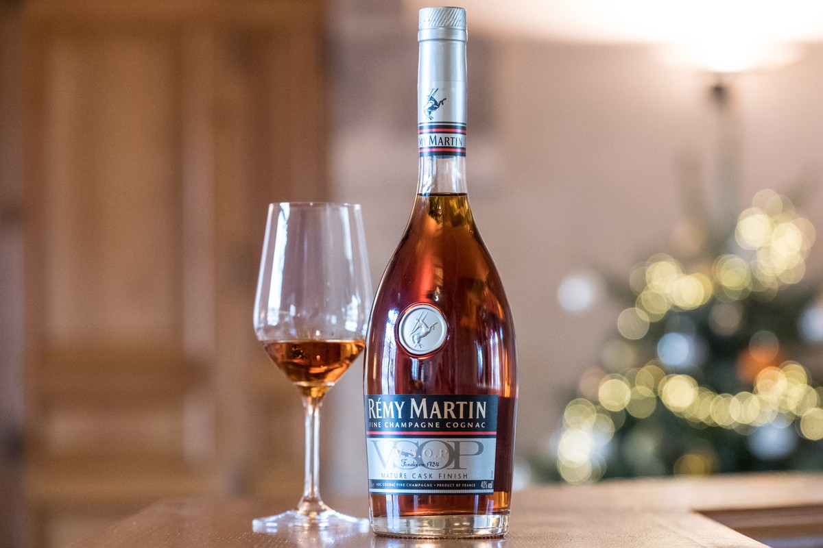 Remy Cointreau suspende metas de vendas de longo prazo, devido a ...