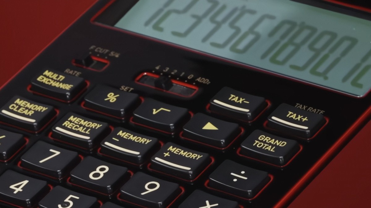 Aposta da Casio em calculadoras de luxo impulsiona vendas da linha ...