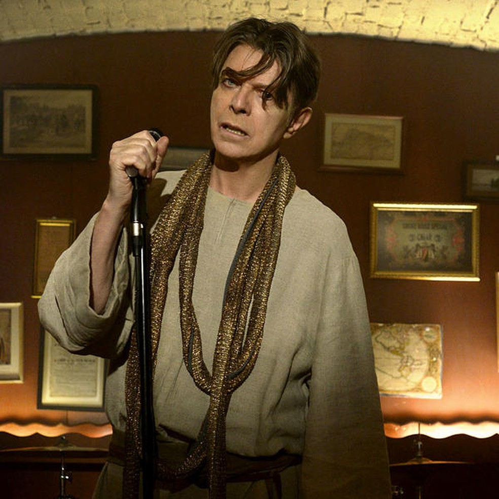 Provocativo, novo vídeo de David Bowie remete a ícones religiosos | Eu ...