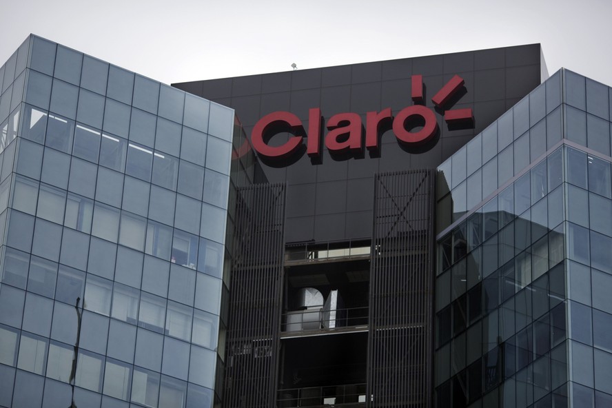 Claro inicia oferta de R$ 3 bilhões em debêntures | Finanças | Valor ...