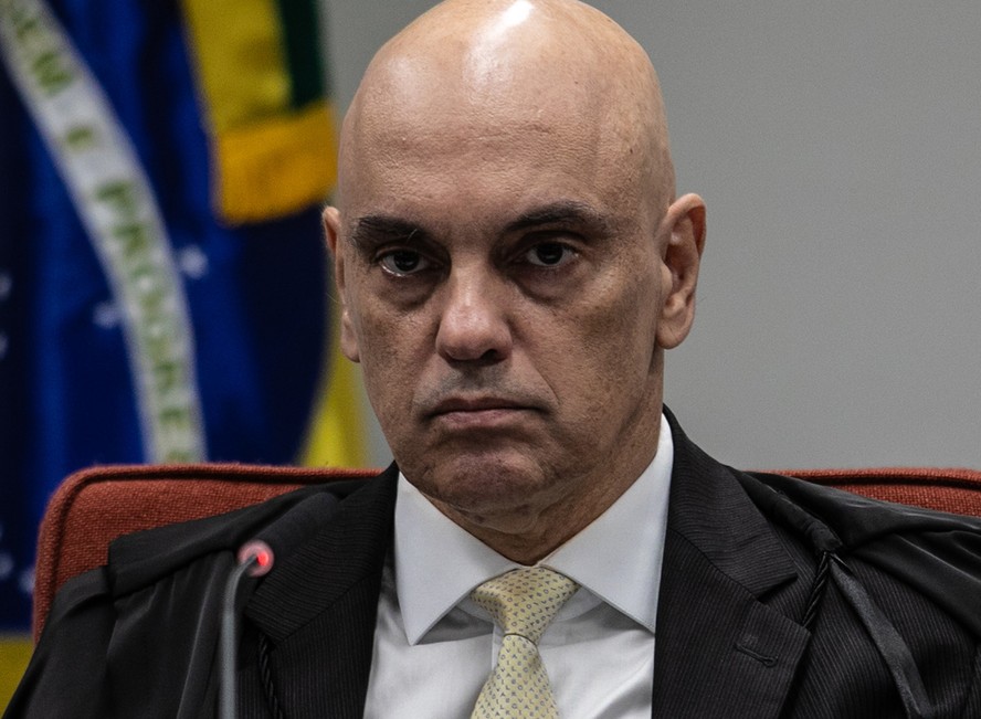 Moraes vê descumprimento 'isolado' de cautelar e descarta prisão de Bolsonaro | Política | Valor ...