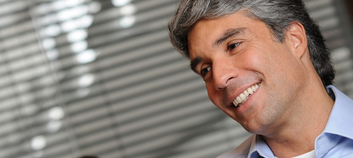 Um brasileiro à frente da Teleperformance | Empresas | Valor Econômico