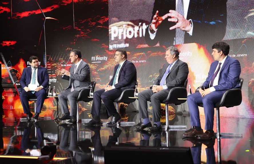 “Brasil consegue dobrar produção agrícola sem derrubar uma árvore”, diz ...