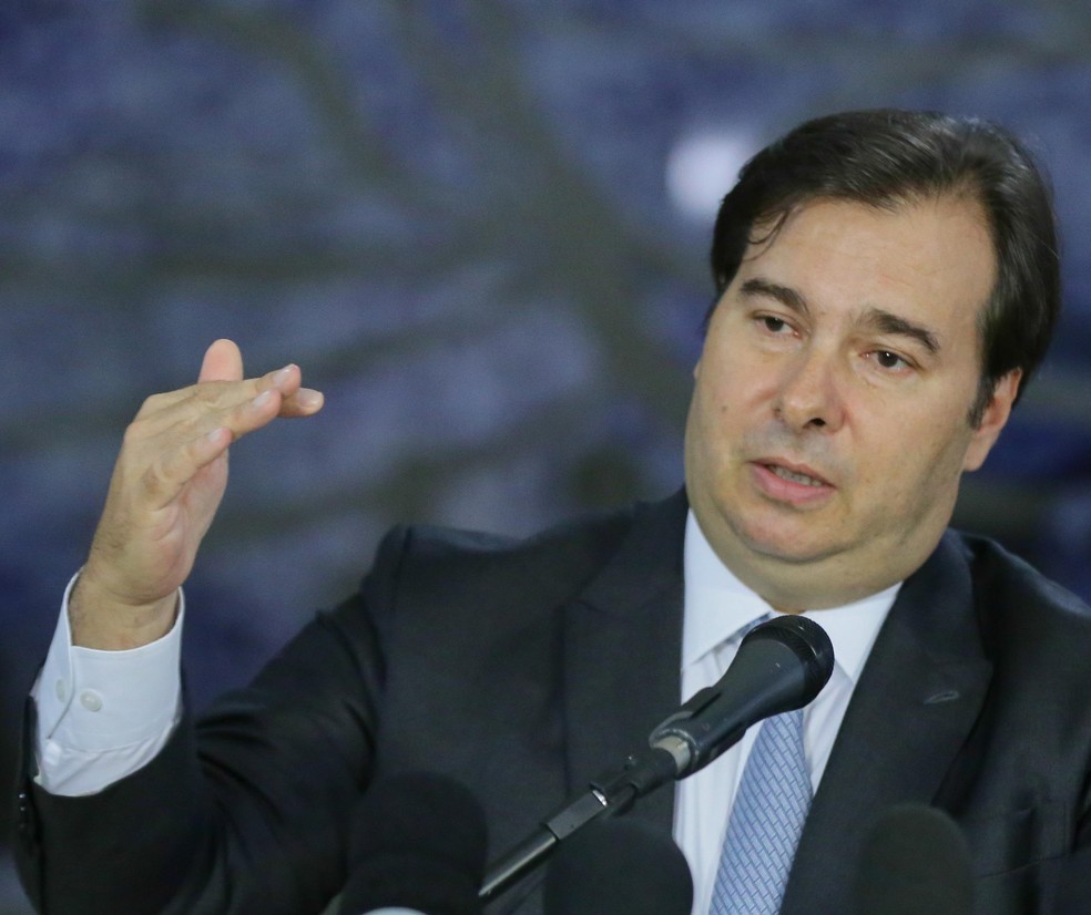 Impeachment não deve ser tratado como um processo simples, diz Maia ...