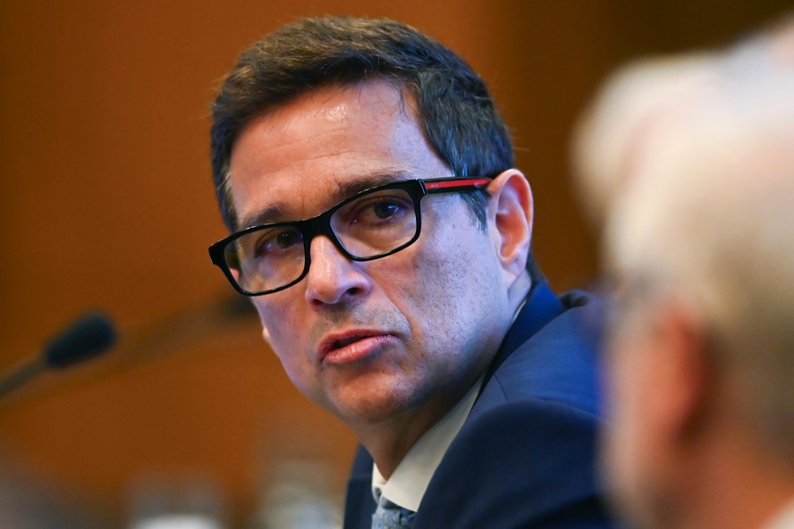 BC atua no câmbio quando vê disfuncionalidade por saída pontual ou ...