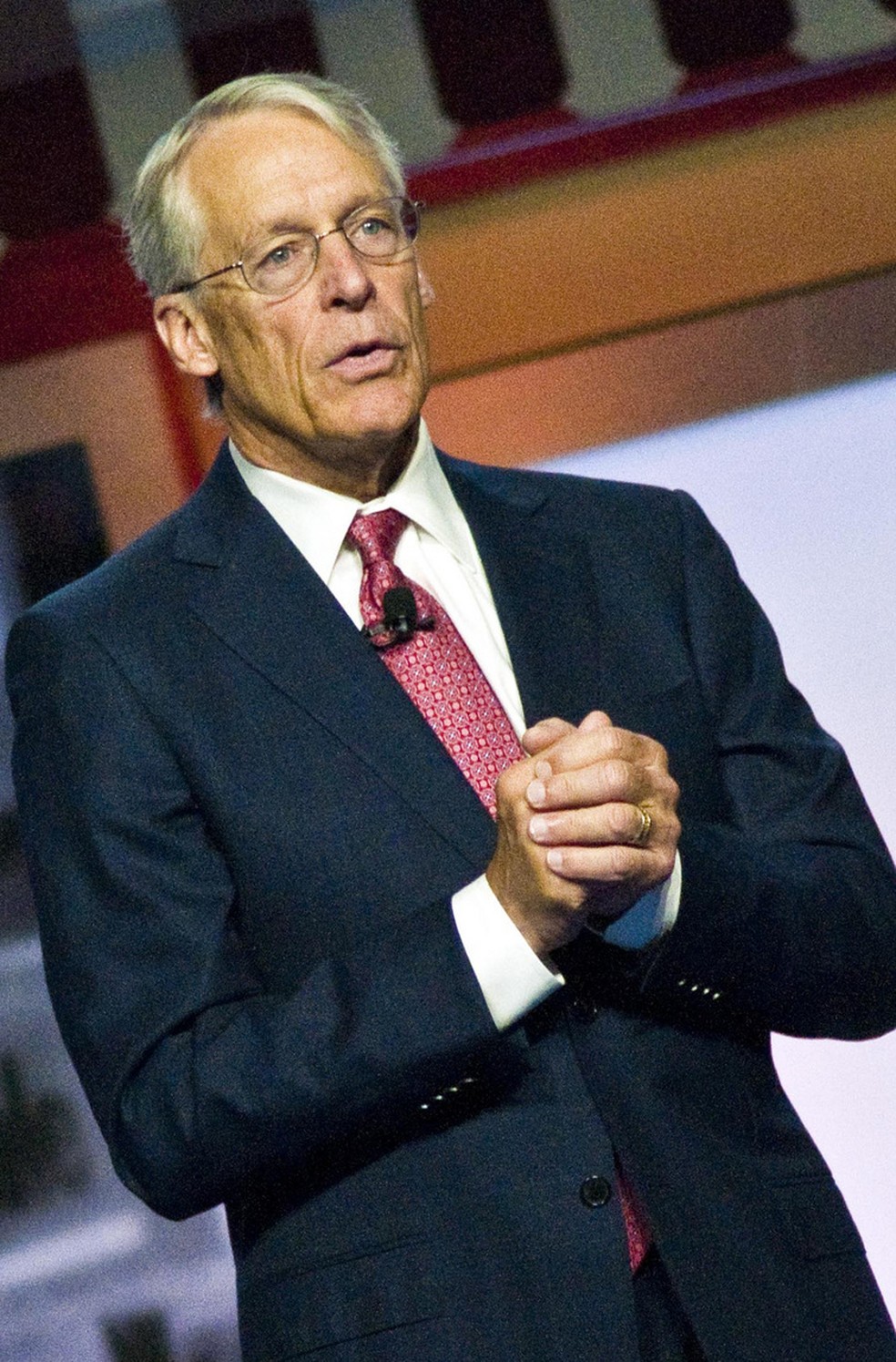 Erros táticos impedem que Walmart avance no Brasil | Empresas | Valor ...