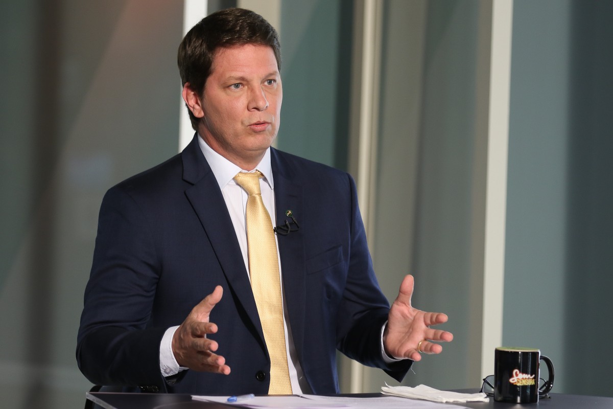 Mario Frias está estável e médicos registram melhora, diz boletim ...