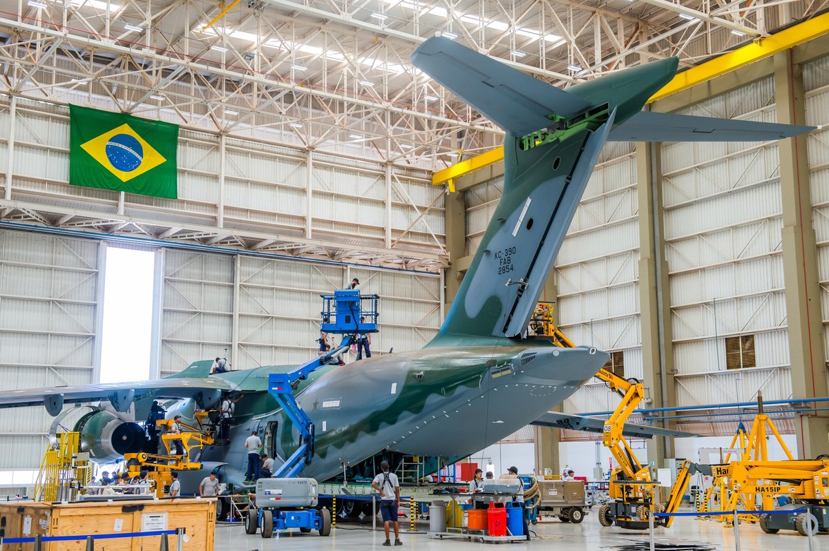 Exclusivo: Embraer coloca à venda Tempest, de cibersegurança, segundo ...