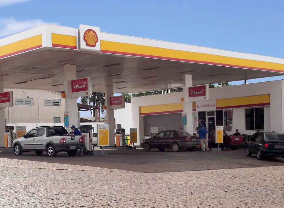 Raízen estreia na B3 distante dos múltiplos de renováveis | Empresas ...