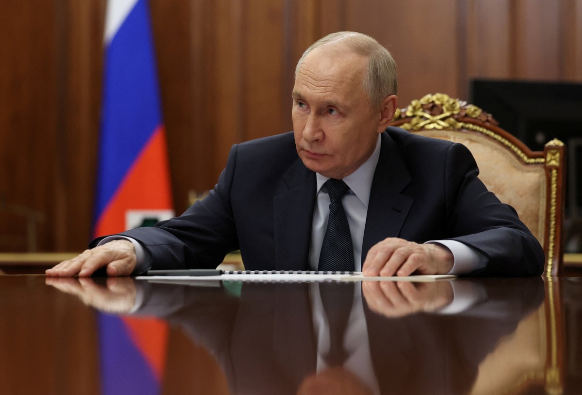 Putin diz acreditar que o conflito na Ucrânia está chegando ao fim ...