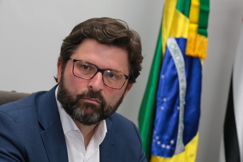 Caso envolvendo empresa ucraniana vira munição contra Tarcísio e ...