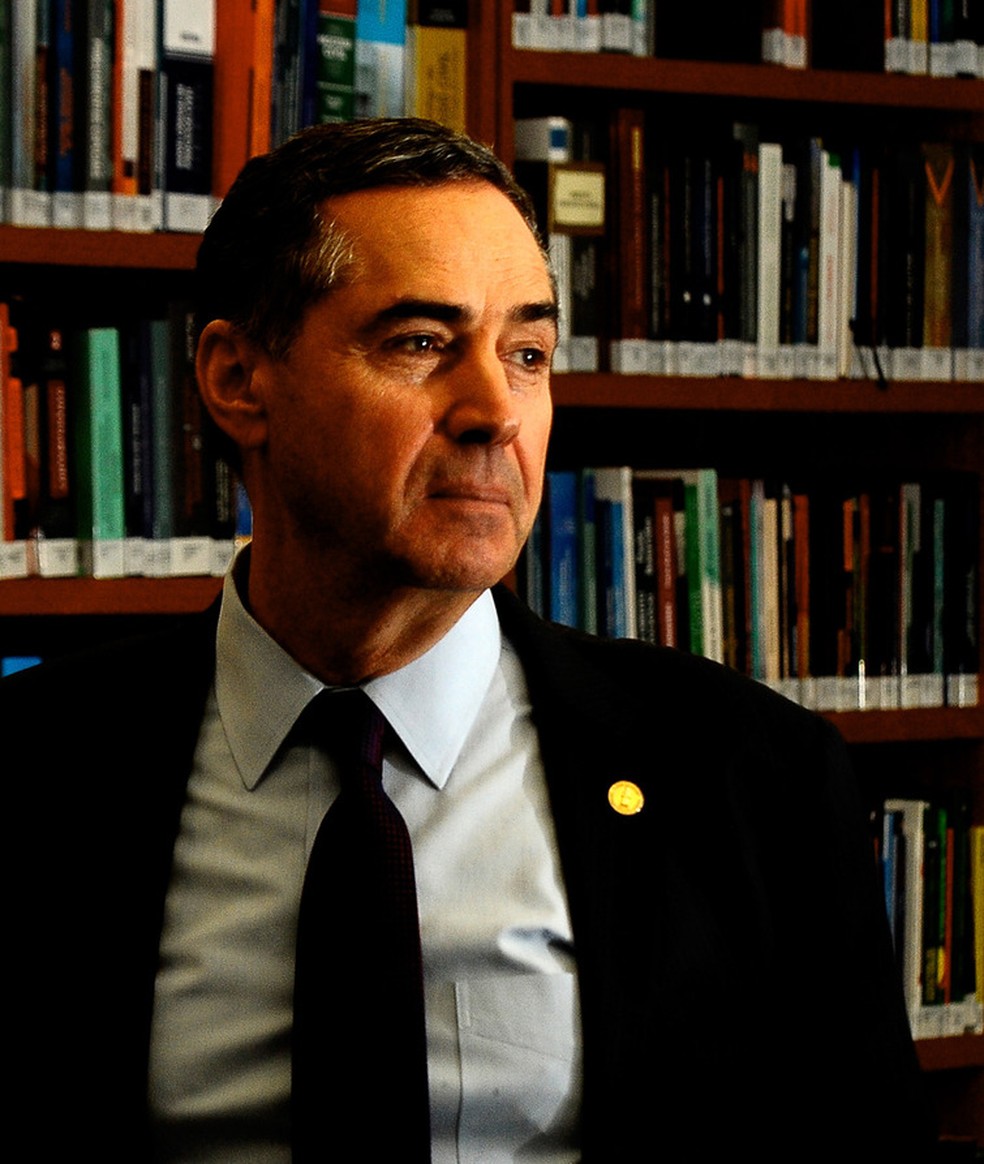 Duro em matérias penais, Barroso é formador de maiorias no STF ...