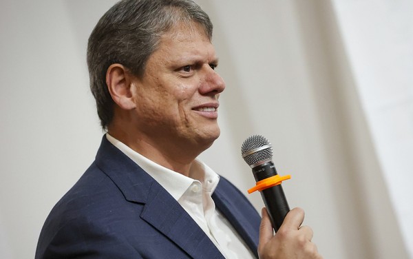 Aprovação do governo Tarcísio em SP mantém-se estável com 61%, diz ...